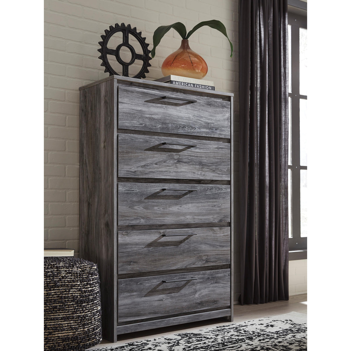 Baystorm full panel bed with 4 storage drawers store