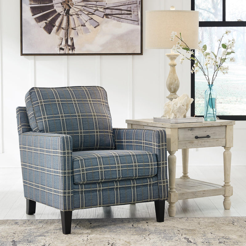 Benchcraft Traemore Stationary Fabric Loveseat 2740335